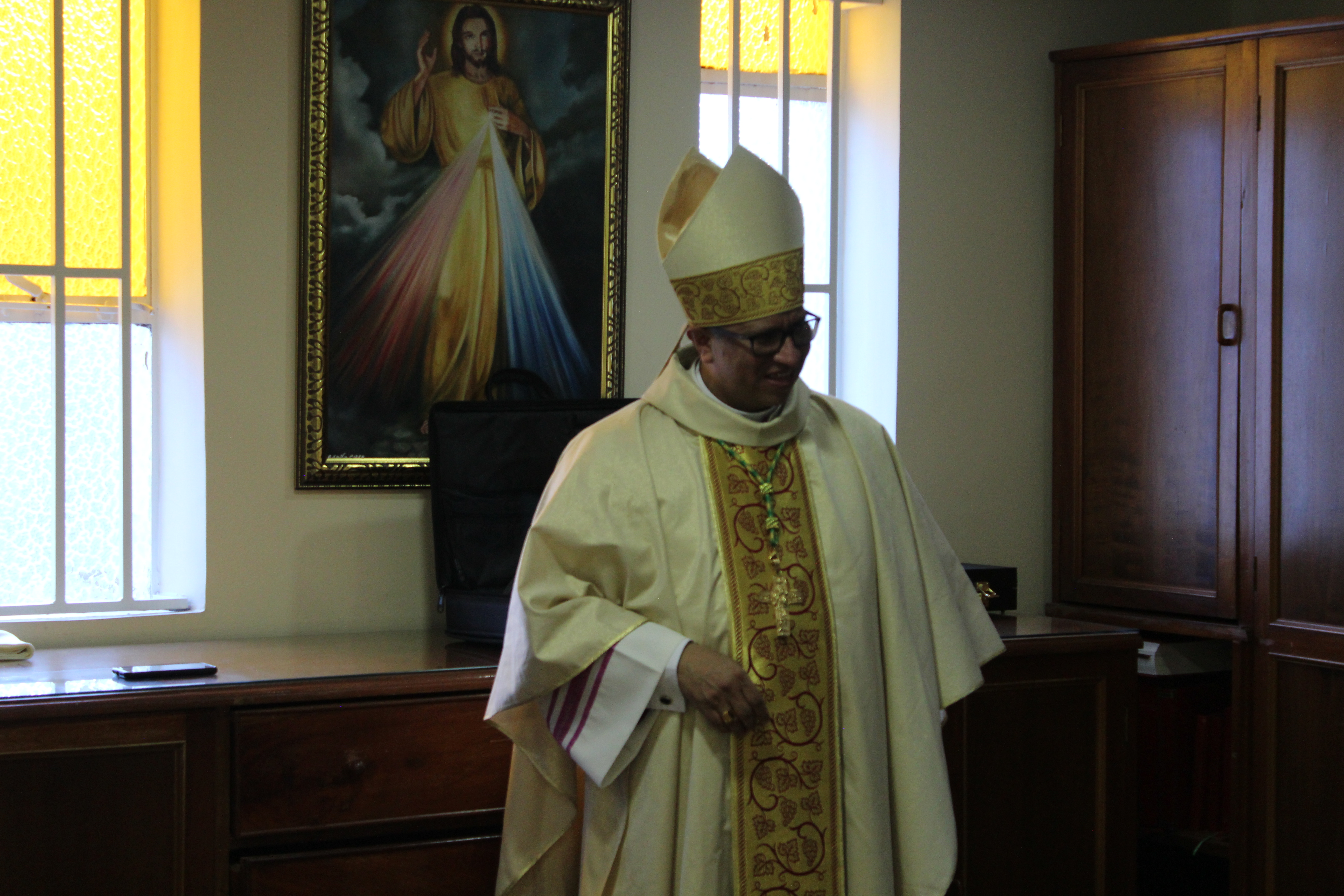 Eucaristía en Acción de Gracias por el Episcopado de Monseñor Edwin ...